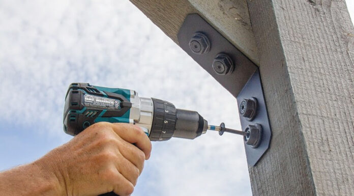 Simpson Strong-Tie’s Outdoor Accents Avant Collection knee brace