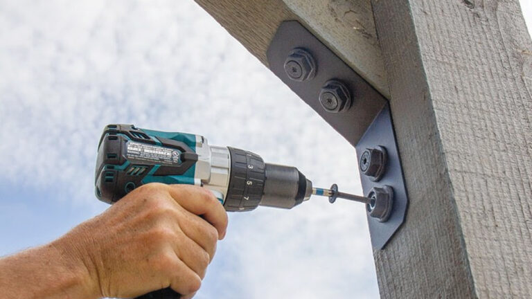 Simpson Strong-Tie’s Outdoor Accents Avant Collection knee brace