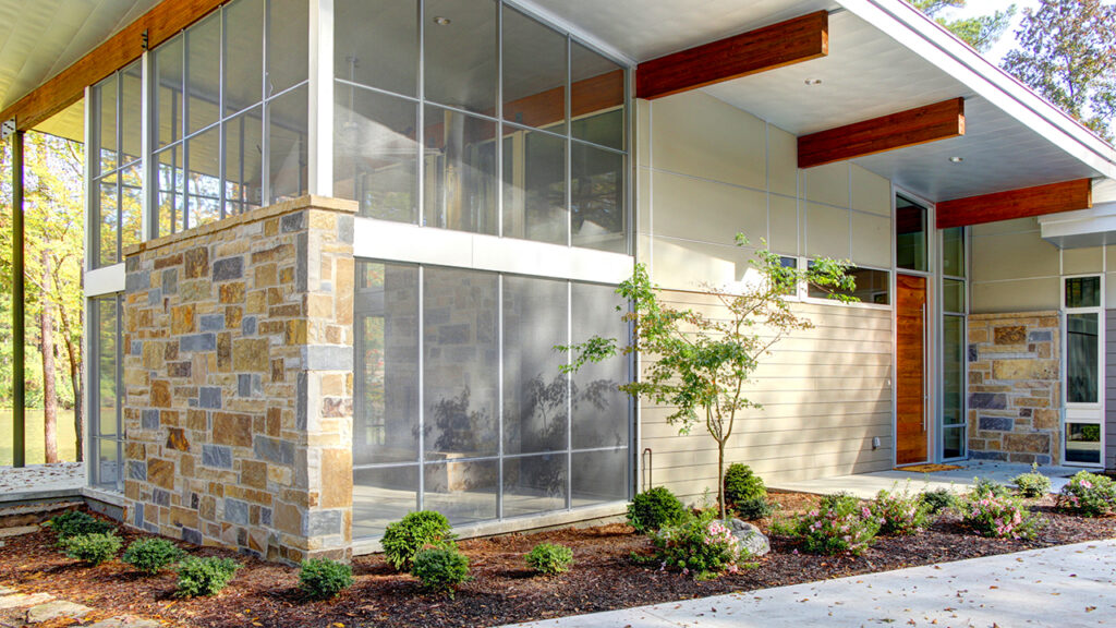 Transform Outdoor Living Spaces with DSI’s Westbury® ScreenRail