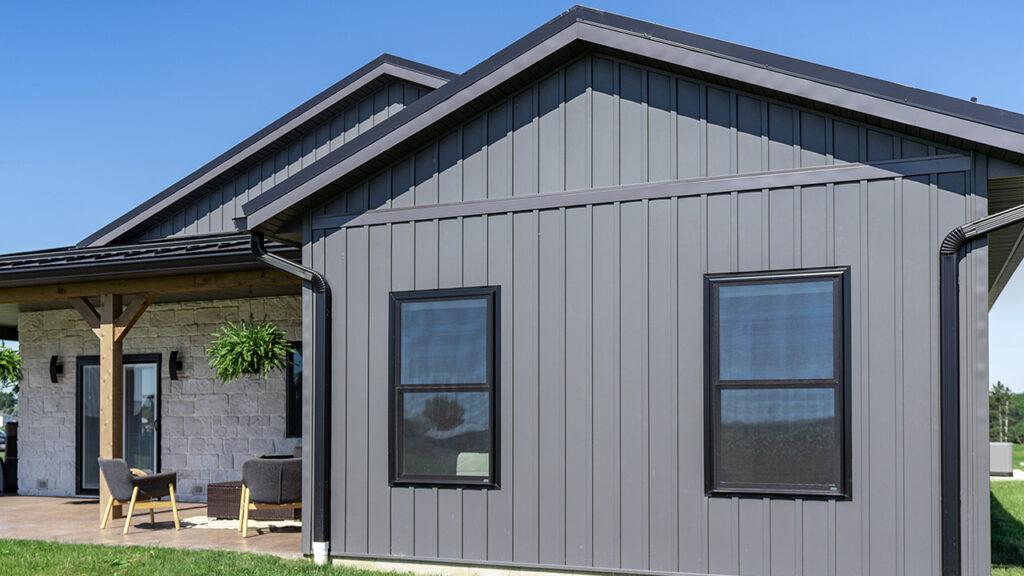 Insulated Vinyl Siding – Eight Advantages over Fiber Cement