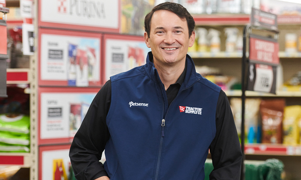 Tractor Supply extends President and CEO Hal Lawton's contract