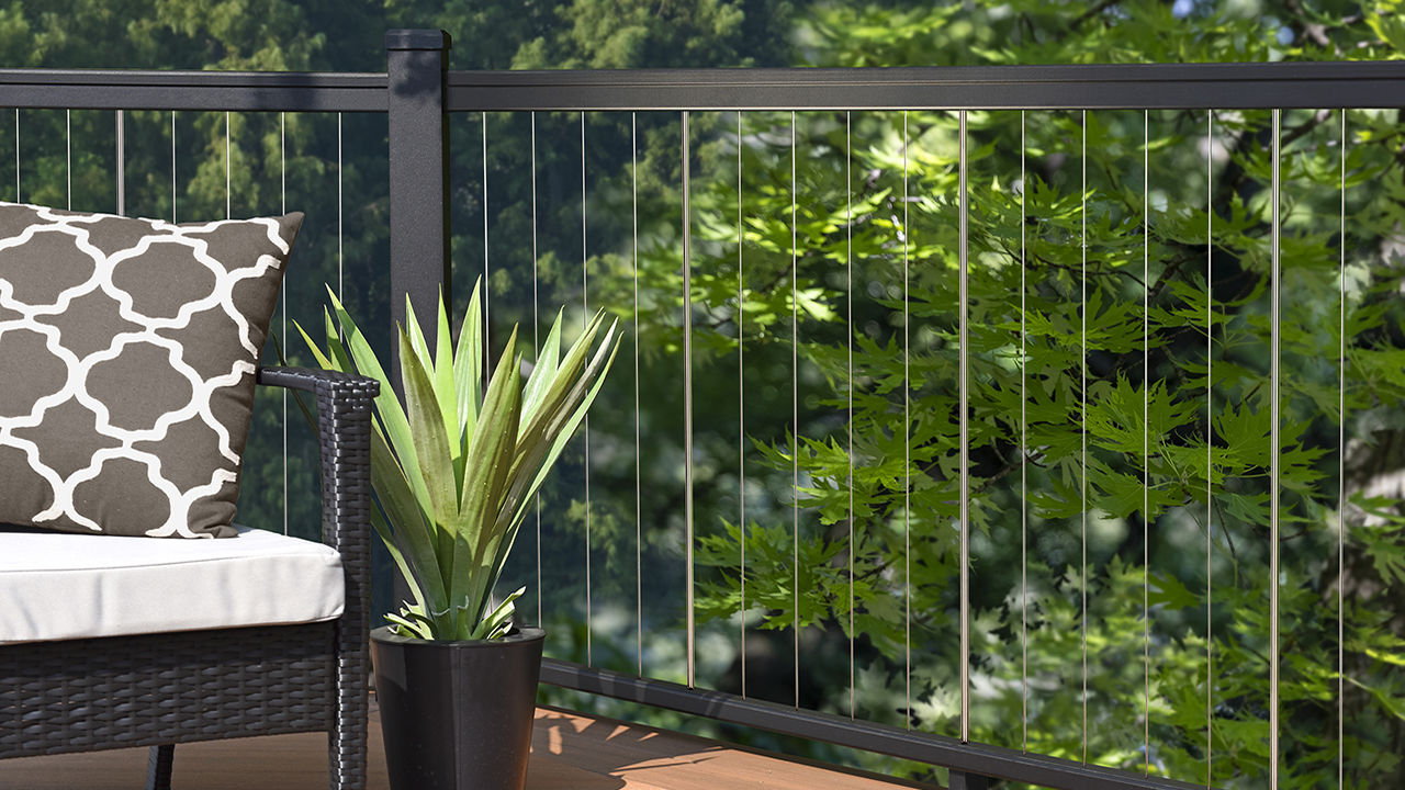 Fall into Outdoor Bliss: Top Tips for Elevating Outdoor Living