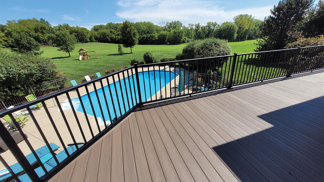 DSI celebrates launch of two new Westbury Railing systems